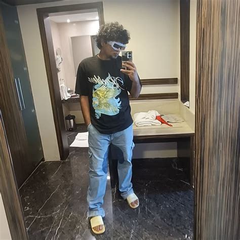 Saurav Sondagar Sauravxx • Threads Say More