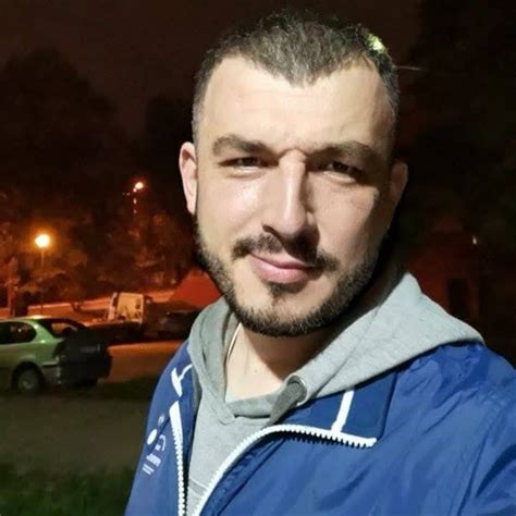 Velibor Mikic Youtube