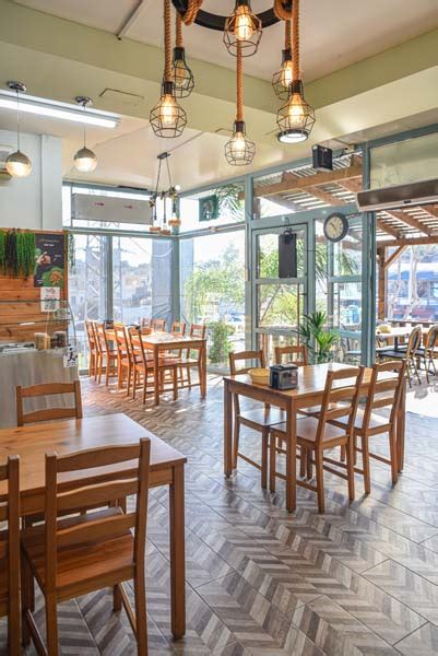 שיש טאווק לבנוני Shish Tawouk Lebnani אוכל רחוב עוספיה ביקורות וחוות דעת Rest