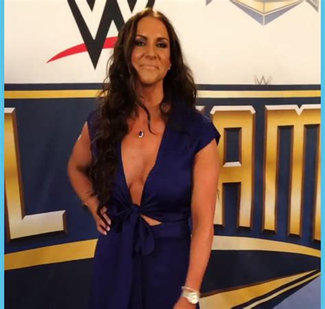 Hot Stephanie Mcmahon Photos