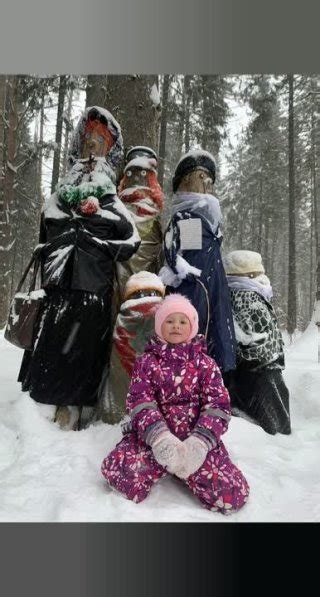 -мама, вообще-то из этих телефонов можно сразу расчислить, где мой, а ...