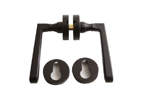 זוג ידיות חצי קפיציות לדלת בלגי דגם ירדני