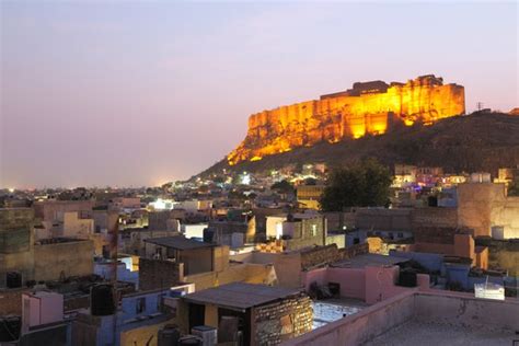 Thada Images Parcourir 1071 Le Catalogue De Photos Vecteurs Et Vidéos Adobe Stock