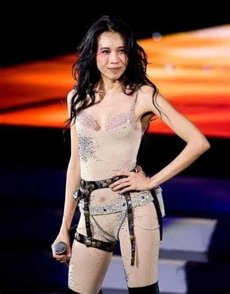 「性感天后」莫文蔚談6任男友41歲嫁外國初戀男友52歲無兒無女 每日頭條
