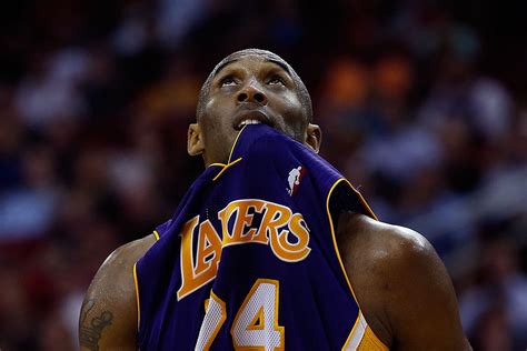 Magic Johnson Confirms A Kobe Bryant Doc Is On The Way
