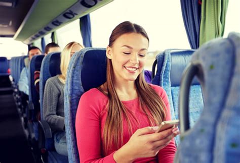 Vai viajar de ônibus Saiba seus direitos e deveres Ana Maria Braga