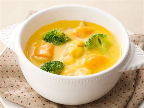 かぼちゃのクリーミーシチュー レシピ 料理 レシピ シチュー 食べ物のアイデア