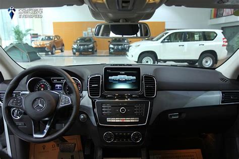 2016款 奔馳 Gle400 中東版 30t 白棕 每日頭條