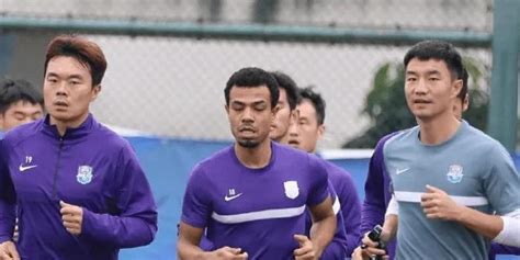 记者：津门虎老将白岳峰已经基本确定选择退役手机新浪网