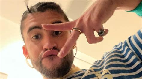 Bad Bunny Seguidora Del Cantante Est Decepcionada Con El Olor Del