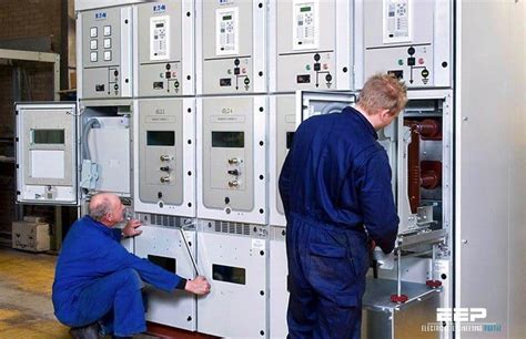 Should You Choose Fixed Or Withdrawable Medium Voltage Switchgear Eep Edvard Csanyi