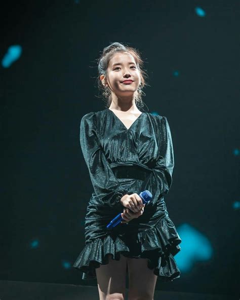 Pin By Elizabethchow On Iu Fashion Style Women