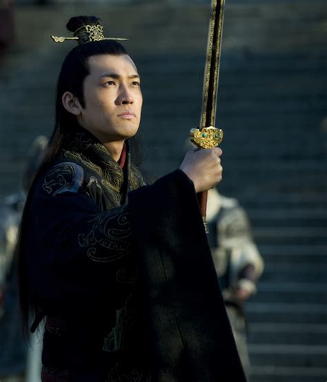 图文：新版《三国》定妆照公布 孙权手持宝剑影音娱乐新浪网