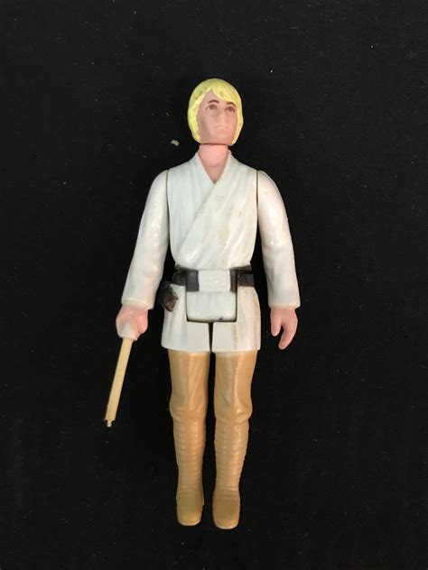 Vintage 1977 Kenner Star Wars Luke Skywalker Action Figure