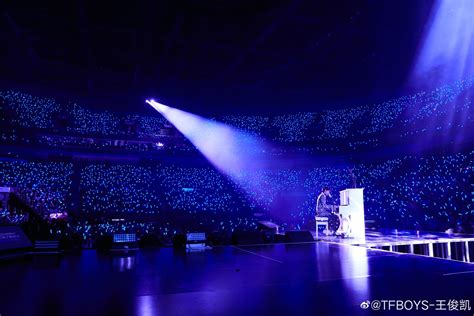 2019 北京 五棵松体育馆 王俊凯无边界演唱 高清图片堆糖美图壁纸兴趣社区