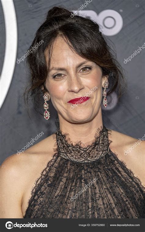 Annabeth Gish