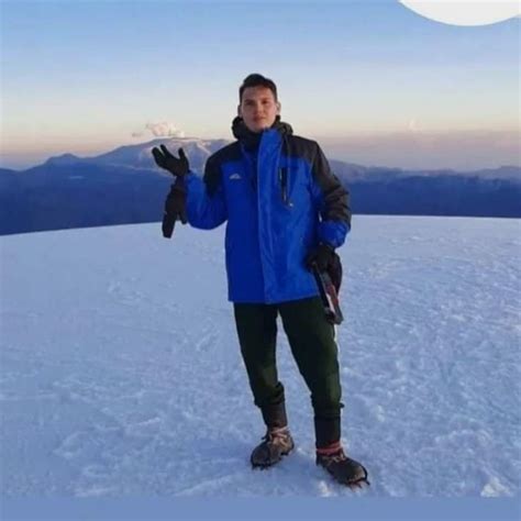 Hallan sin vida al montañista que fue abandonado en el Nevado del