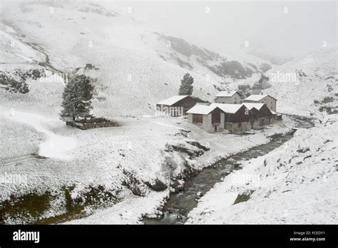 Julierpass Winter Schnee Kanton Graubünden Alpen Schweiz Julier