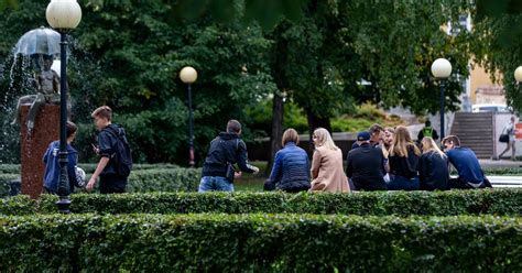 100 VÄljakutset Läbu Kaklused Pussitamine Kanuti Aed On Tallinna Kesklinnale Jälle Pinnuks Silmas