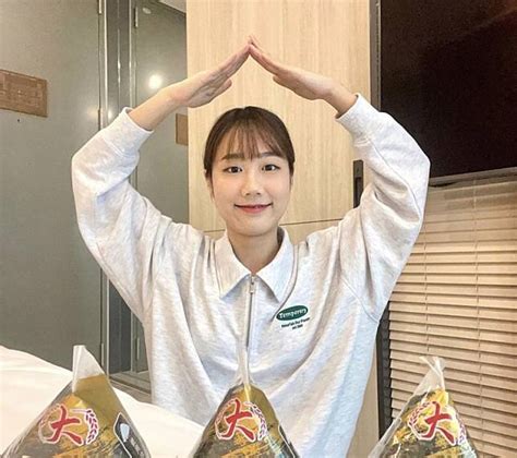 Youtuber「金針菇」泡菜違規添加長達2個月！本人緊急道歉下架 新頭殼 Line Today