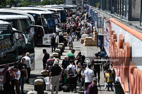 Yollarda bayram yoğunluğu başladı