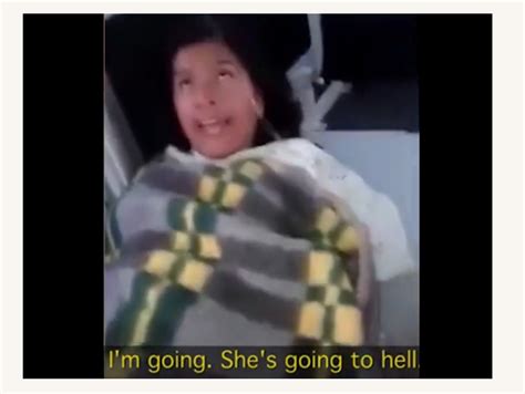 Kerasukan Setan Wanita Ini Berubah Mengerikan