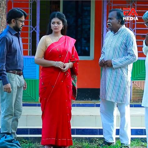 ফুঁসলিয়ে ফাঁসলিয়ে শ্বশুর বাড়ি নিয়ে গিয়ে সবার সামনে বউকে তালাক দিল