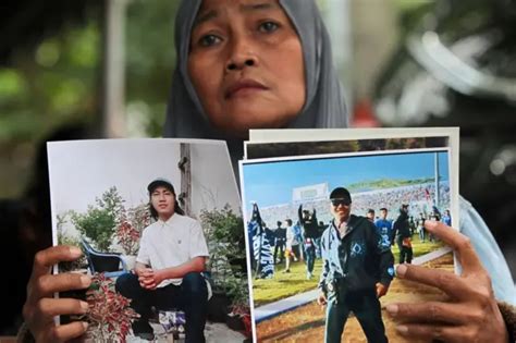 Dua Dari Tiga Polisi Terdakwa Tragedi Kanjuruhan Divonis Bebas Keluarga Korban Kecewa Sudah