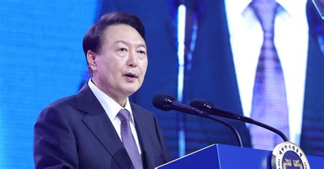 尹대통령 “한중일 3국 협력 메커니즘 조속 활성화 기대”