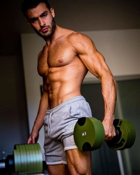 Quién es Sam Asghari El novio de Britney Spears que le dio anillo de compromiso Periódico AM