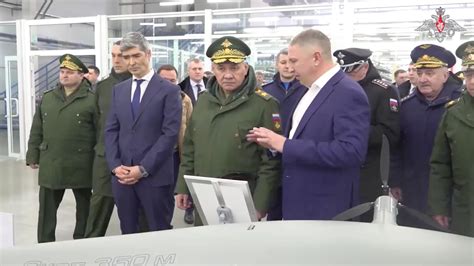 Шойгу проверил выполнение гособоронзаказа по производству БПЛА в Удмуртии