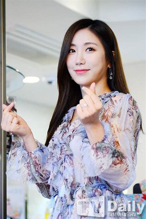 Ye Jung Hwa 예정화 Picture Gallery Hancinema The Korean Movie And