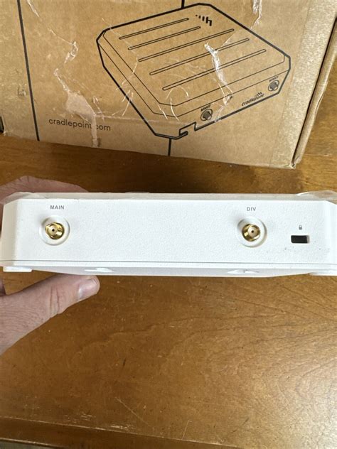 Cradlepoint W Series 5g Wideband Adapter Modem W1850 5gb Router Be03