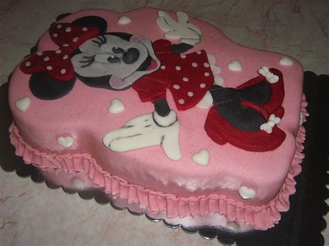 Torte I Figurice Za Torte Sneza Mini Maus Torta