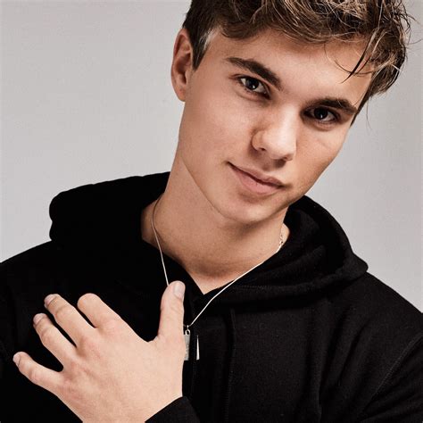 Benjamin Rihan Pdh Music