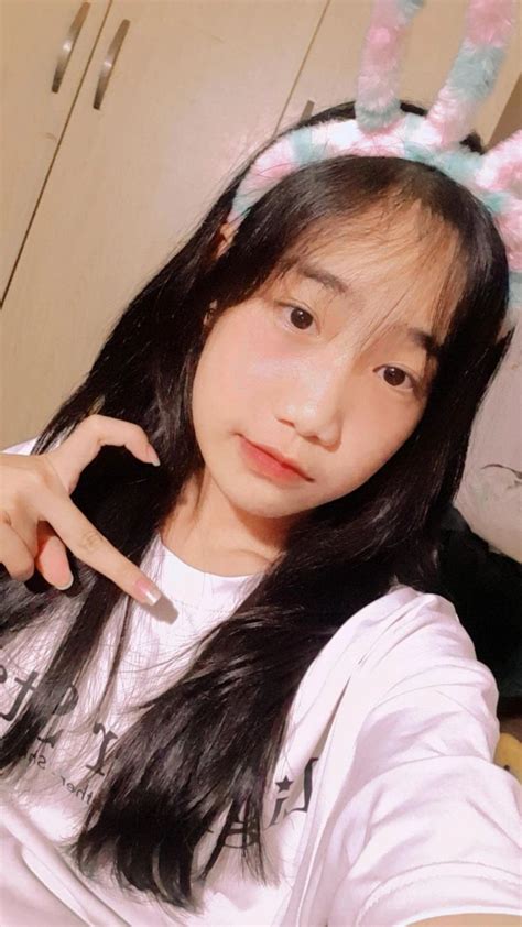 Ghim Của 𝕹𝖌ọ𝖈 𝕽𝖆𝖒𝖇𝖔 Trên Ngọc Cute Nek Dép