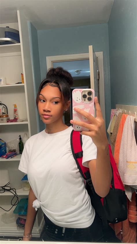 Dont Even Gotta Dress Up And Im Still Her🤭