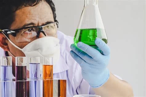 실험실 테스트 튜브 과학 개념을 연구 하는 과학자 Dna에 대한 스톡 사진 및 기타 이미지 Dna Stem 주제 개발