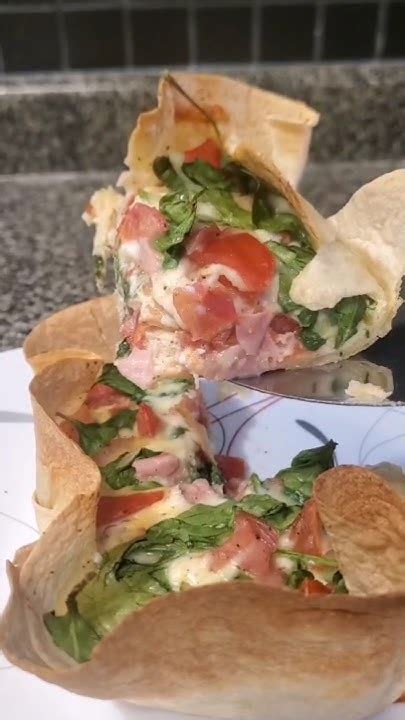 Crispy Stuffed Tortilla 😋 صبحانه ای مقوی با نون ترتیلا Youtube