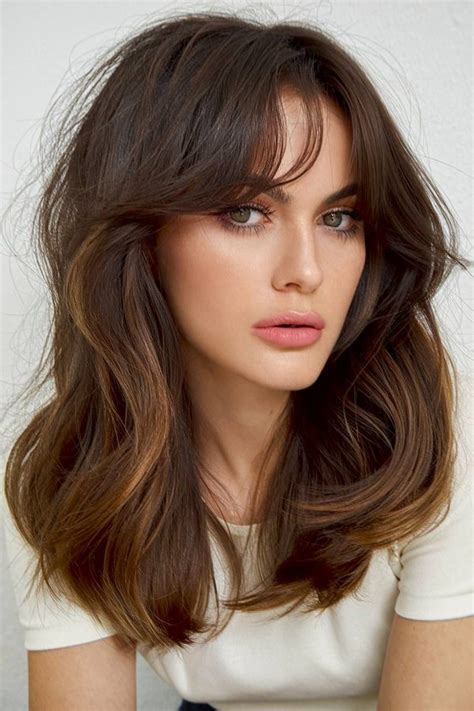 Best Hairstyles For Thick Wavy Hair In 2026