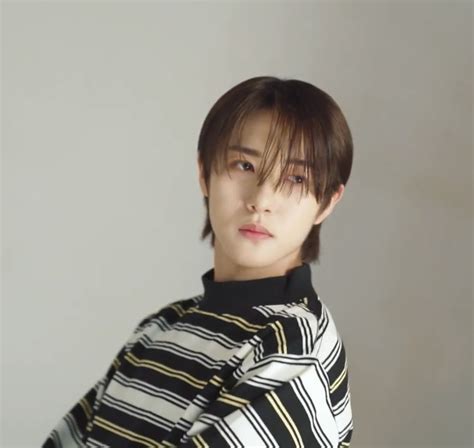 Nov On Twitter RT HRJFEED Model Renjun