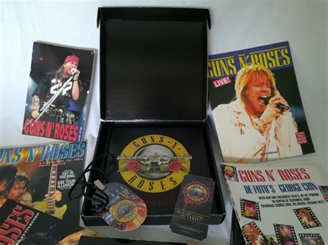 Guns N Roses Vip Tour Book Not In This Lifetime 2017 Catawiki