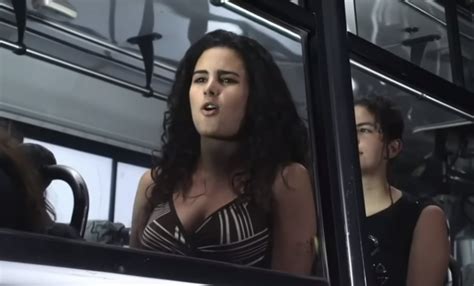 Video Luisa María Alcalde Recuerda Cuando En Un Camión Fue Imagen De