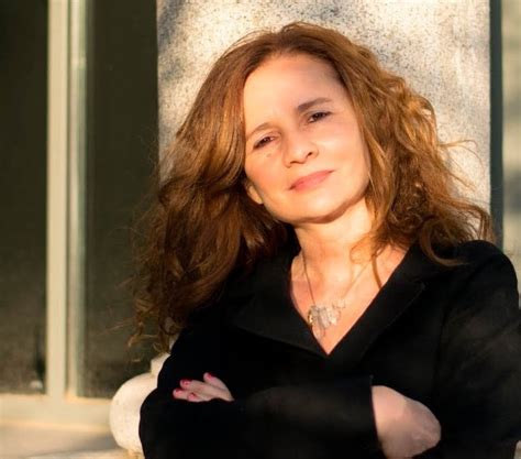 La Poesía Sublime” De Adriana Hoyos Estará En La Biblioteca De Ciudad Real El Viernes 19 De Enero