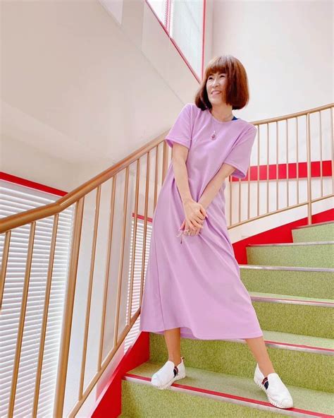 岩本初恵さんのインスタグラム写真 岩本初恵instagram「独り言 人に愛されたいと 願う前に 人を愛する事です 周りの人が 自分を