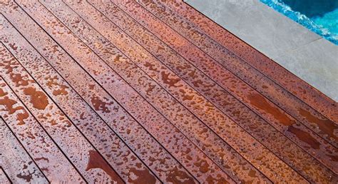 Choosing A Decking Oil The Stain Eaters