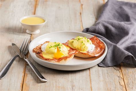 Classic Eggs Benedict Breakfast Dempsters