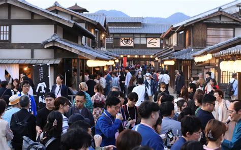 日幣狂貶、遊客爆買免稅品轉售牟利！日本家電商場被逼補稅出招了 國際要聞 全球 Nownews今日新聞