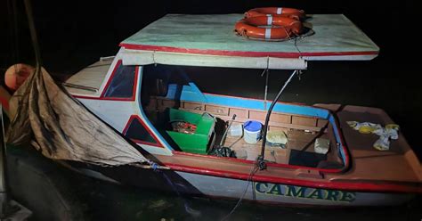 Detienen A 41 Balseros Cubanos Tras Tocar Tierra En Cayos De Florida