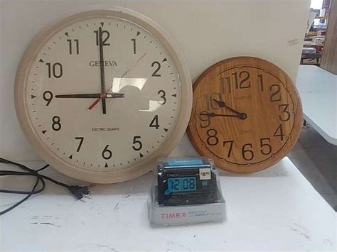 Timex Alarm Clock Wall Clocks Trice Auctions